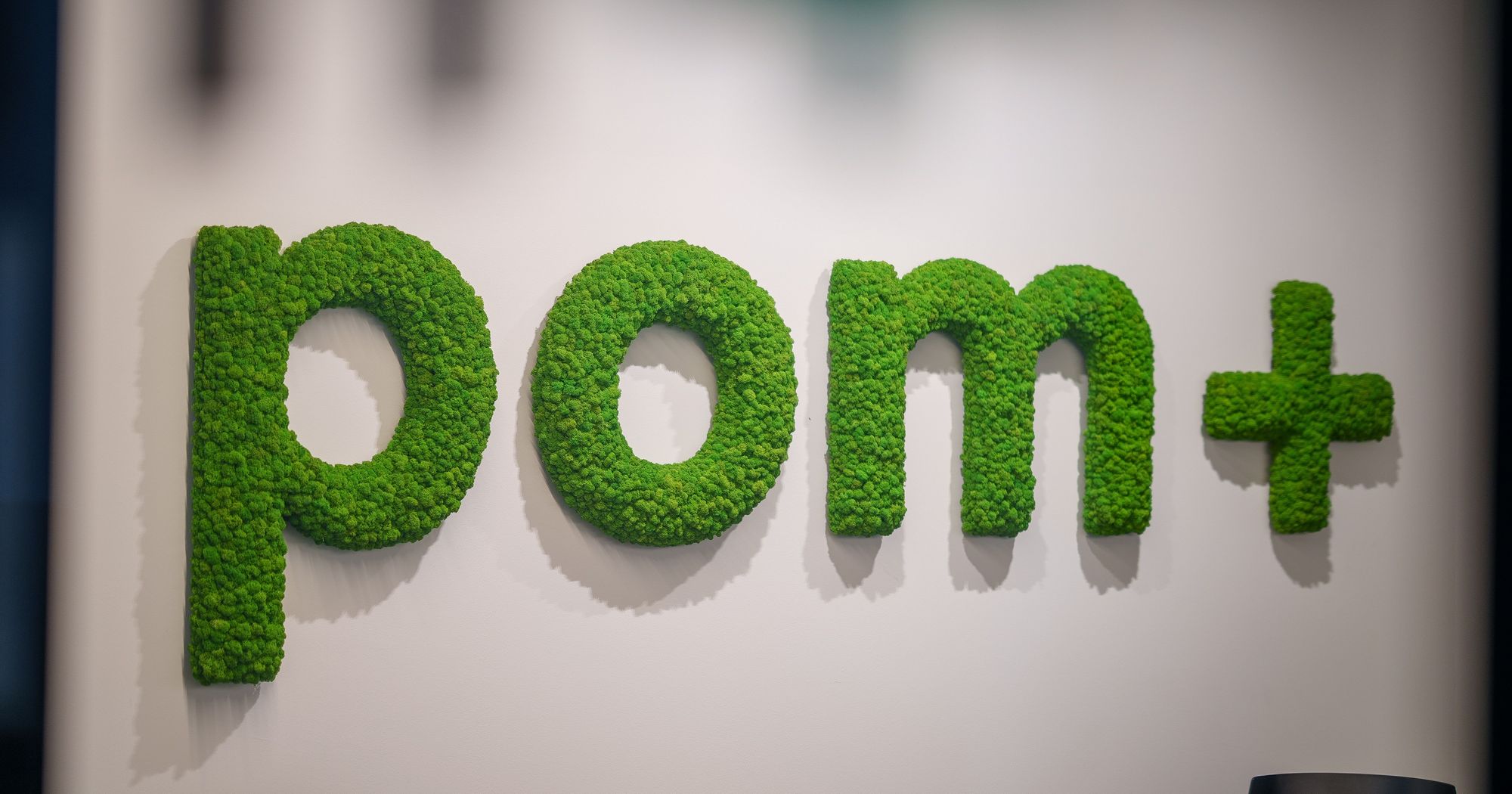 Contactez notre équipe RH dès maintenant. - pom+